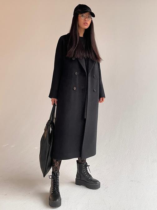 Пальто Overcoat на пуговицах в черном цвете