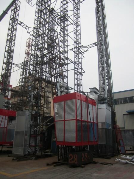 Грузопассажирский подъемник XMT SC320