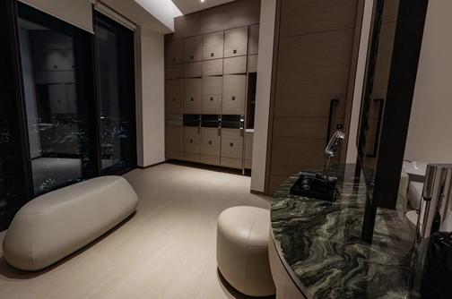 TOPSTRETCHING ADDRESS JBR