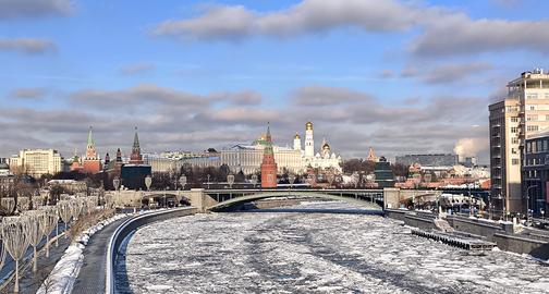 Drive-around Sightseeing Tour of Winter Moscow: top instagrammable ...