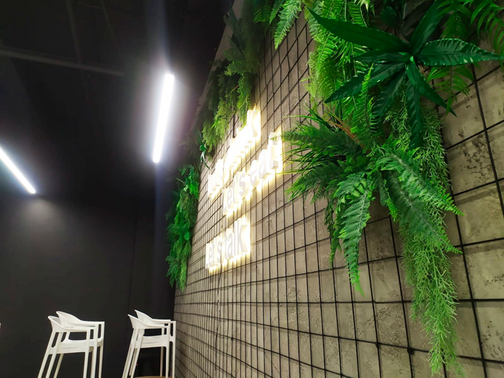 Фитостена из искусственных растений премиум класса в Nature Walls